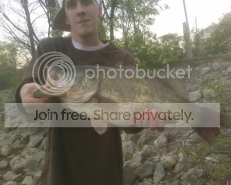 7lb gibson bass - Fishing Forum - Niagara Fishing Forum